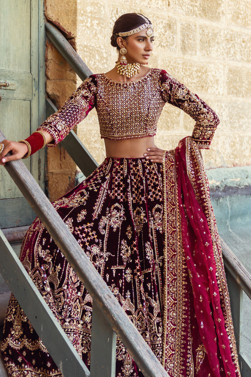 Buy NAQSHI Parivarsh – Deep Maroon Velvet Bridal 4PC - Order Now